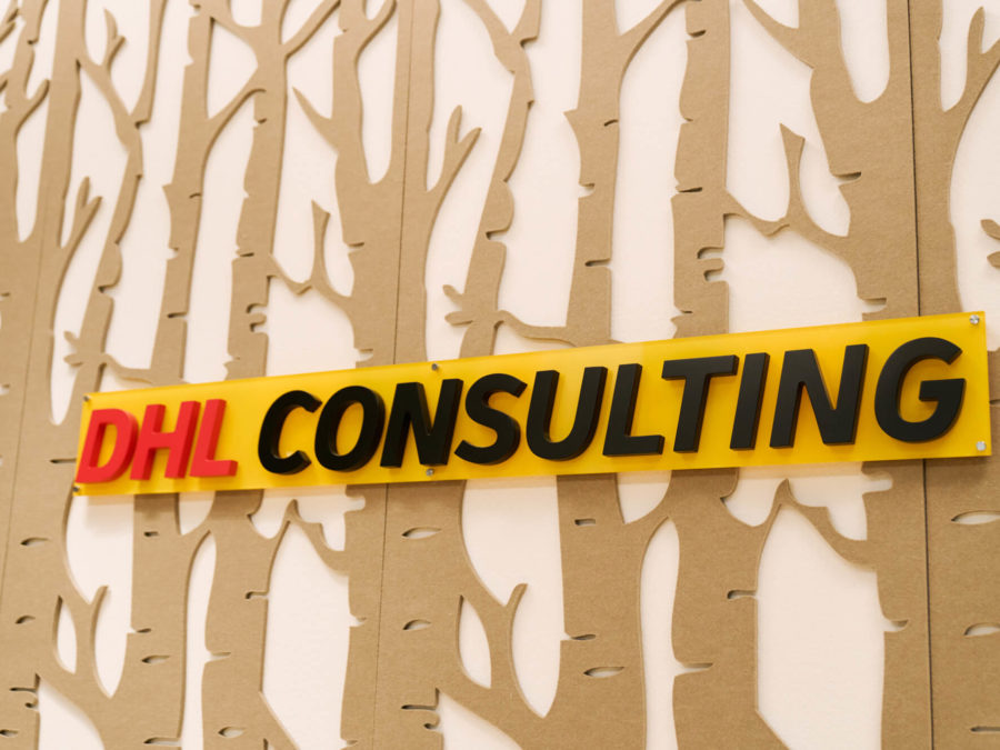 More information and personal contact | DHL Consulting